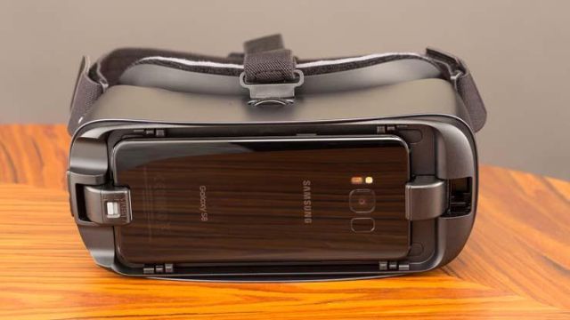 Samsung Gear VR (2017) - VR & AR Wiki - Virtual Reality & Augmented ...